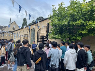 Dusemond Study Programmes 4日目 | 早稲田実業学校